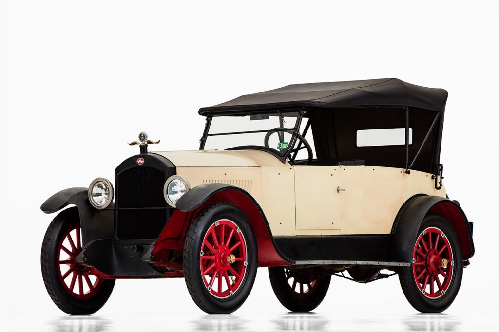 College of Charleston Students Research Anderson Six Convertible Roadster