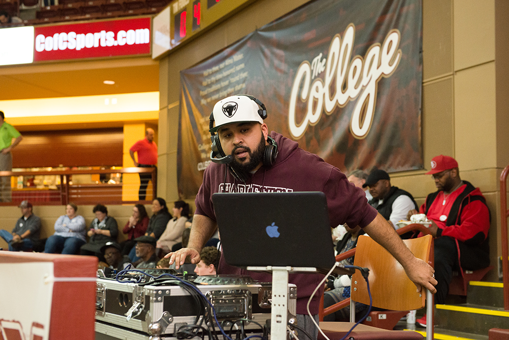 5 Reasons Students Should Catch a CofC Men's Basketball Game Before the ...