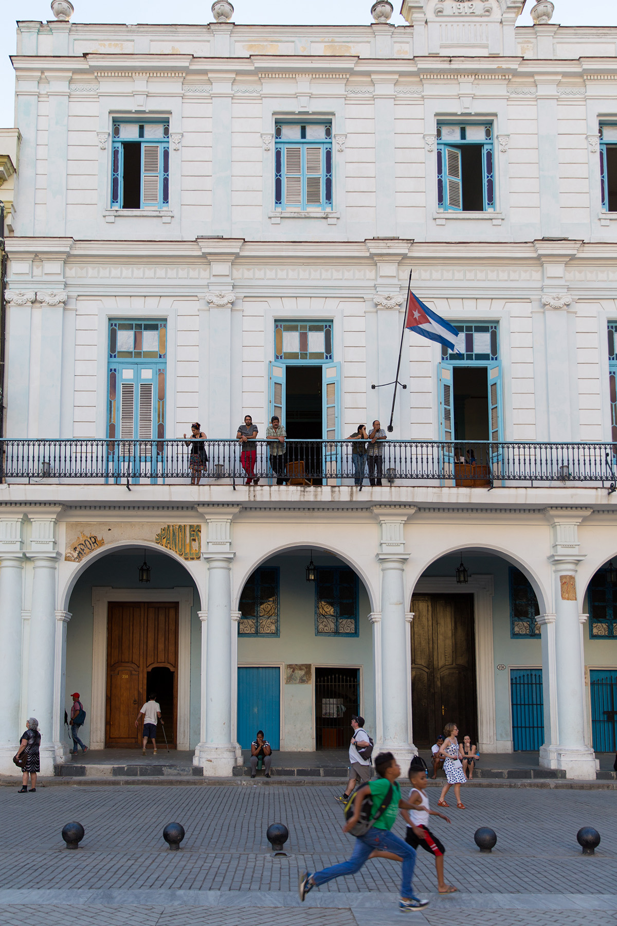 Specialized Classes Highlight College's Cuba Project